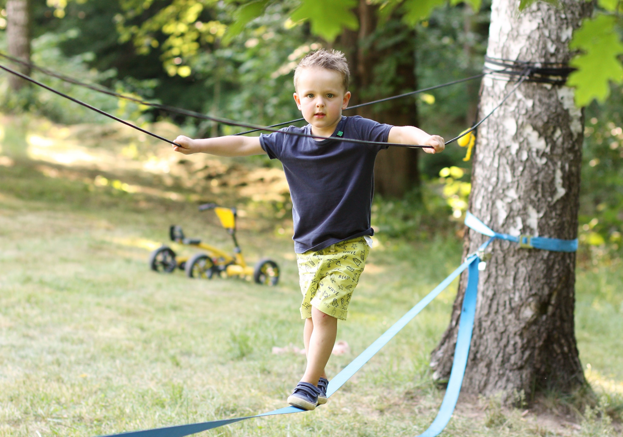 Slackline Sans Arbre : Le Guide Complet 2024 pour une Pratique Équilibrée